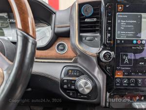 Черный Ram 1500 2020 в Таллин, объемом двигателя 5.70 л и пробегом 190 тыс. км за 45000 €, фото 10 на AUTOMOTO.COM.LV