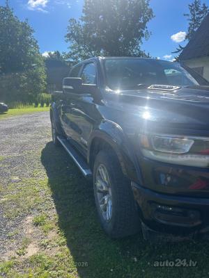 Melns Ram 1500 2020 Pērnava, ar dzinēja tilpumu 5.70 L un nobraukumu 310 tūkst. km par 32000 €, foto 3 vietnē AUTOMOTO.COM.LV