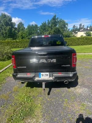 Melns Ram 1500 2020 Pērnava, ar dzinēja tilpumu 5.70 L un nobraukumu 310 tūkst. km par 32000 €, foto 5 vietnē AUTOMOTO.COM.LV