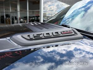 Black Ram 1500 2021 in Tallinn, with an engine capacity of 3.00 L and mileage of 102 thousand km for 59900 €, photo 12 on AUTOMOTO.COM.LV