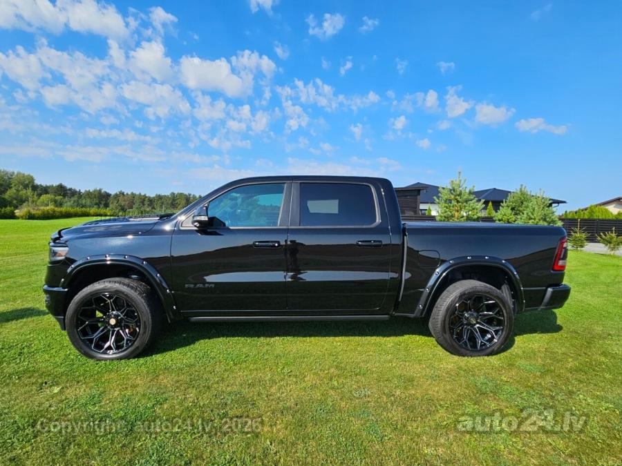 Black Ram 1500 2022 in Tallinn, with an engine capacity of 5.70 L and mileage of 72 thousand km for 69000 €, photo 3 on AUTOMOTO.COM.LV