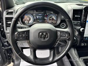 Black Ram 1500 2022 in Tallinn, with an engine capacity of 5.70 L and mileage of 88 thousand km for 57900 €, photo 6 on AUTOMOTO.COM.LV