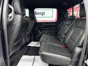 Black Ram 1500 2022 in Tallinn, with an engine capacity of 5.70 L and mileage of 88 thousand km for 57900 €, photo 10 on AUTOMOTO.COM.LV