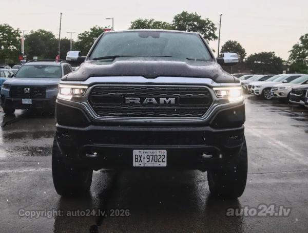 Черный Ram 1500 2023 в Таллин, объемом двигателя 5.70 л и пробегом 40 тыс. км за 59900 €, фото 1 на AUTOMOTO.COM.LV