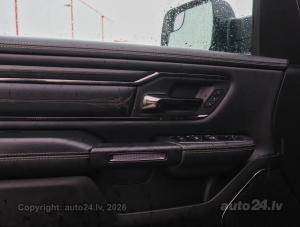 Melns Ram 1500 2023 Tallina, ar dzinēja tilpumu 5.70 L un nobraukumu 40 tūkst. km par 59900 €, foto 12 vietnē AUTOMOTO.COM.LV