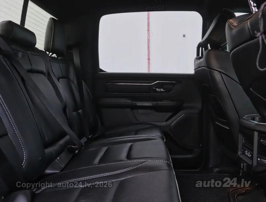 Melns Ram 1500 2023 Tallina, ar dzinēja tilpumu 5.70 L un nobraukumu 40 tūkst. km par 59900 €, foto 13 vietnē AUTOMOTO.COM.LV