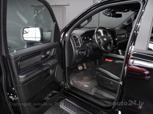 Melns Ram 1500 2024 Tallina, ar dzinēja tilpumu 5.70 L un nobraukumu 78 tūkst. km par 64900 €, foto 6 vietnē AUTOMOTO.COM.LV
