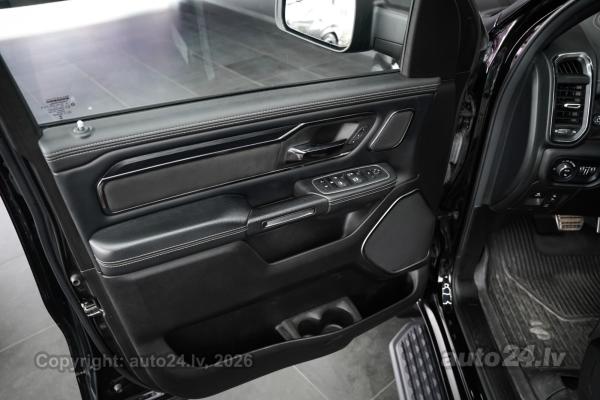 Melns Ram 1500 2024 Tallina, ar dzinēja tilpumu 5.70 L un nobraukumu 78 tūkst. km par 64900 €, foto 6 vietnē AUTOMOTO.COM.LV