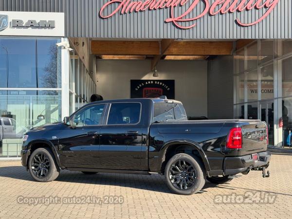 Ram 1500 2026 Tallina vietnē Melns Ram 1500 2026 Tallina, ar dzinēja tilpumu 5.70 L un nobraukumu 0 tūkst. km par 99900 €, foto 7 vietnē AUTOMOTO.COM.LV