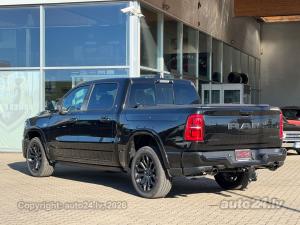 Melns Ram 1500 2026 Tallina, ar dzinēja tilpumu 5.70 L un nobraukumu 0 tūkst. km par 99900 €, foto 8 vietnē AUTOMOTO.COM.LV