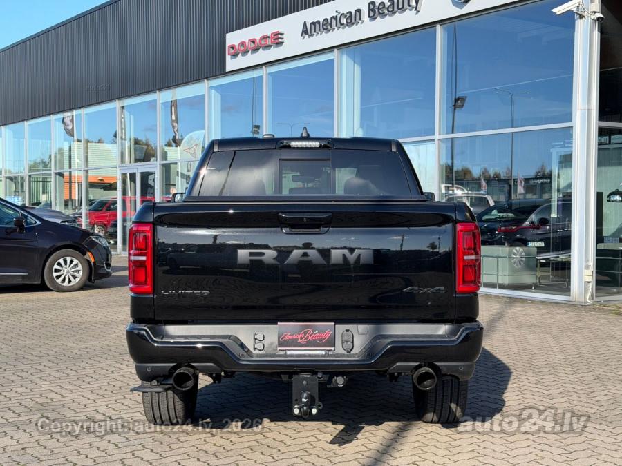 Melns Ram 1500 2026 Tallina, ar dzinēja tilpumu 5.70 L un nobraukumu 0 tūkst. km par 99900 €, foto 9 vietnē AUTOMOTO.COM.LV