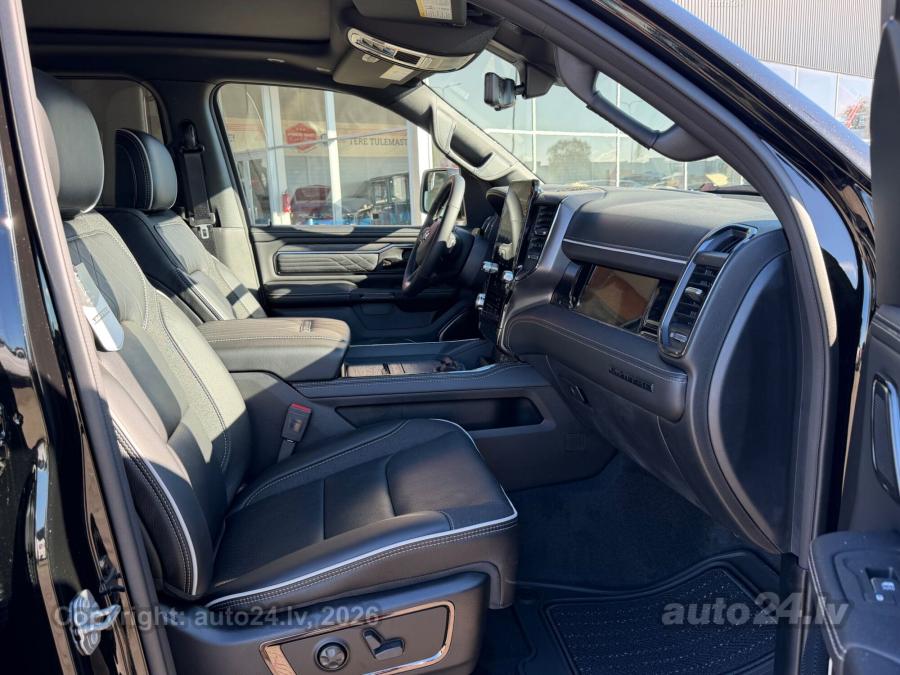 Melns Ram 1500 2026 Tallina, ar dzinēja tilpumu 5.70 L un nobraukumu 0 tūkst. km par 99900 €, foto 17 vietnē AUTOMOTO.COM.LV