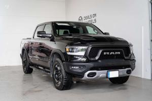 Black Ram 1500 2019 in Vilnius, with an engine capacity of 5.65 L and mileage of 28 thousand km for 44900 €, photo  on AUTOMOTO.COM.LV