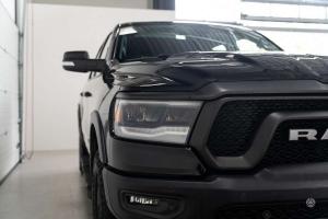 Black Ram 1500 2019 in Vilnius, with an engine capacity of 5.65 L and mileage of 28 thousand km for 44900 €, photo 9 on AUTOMOTO.COM.LV