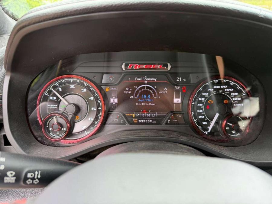 Melns Ram 1500 2020 Viļņa, ar dzinēja tilpumu 5.70 L un nobraukumu 32 tūkst. km par 33500 €, foto 9 vietnē AUTOMOTO.COM.LV