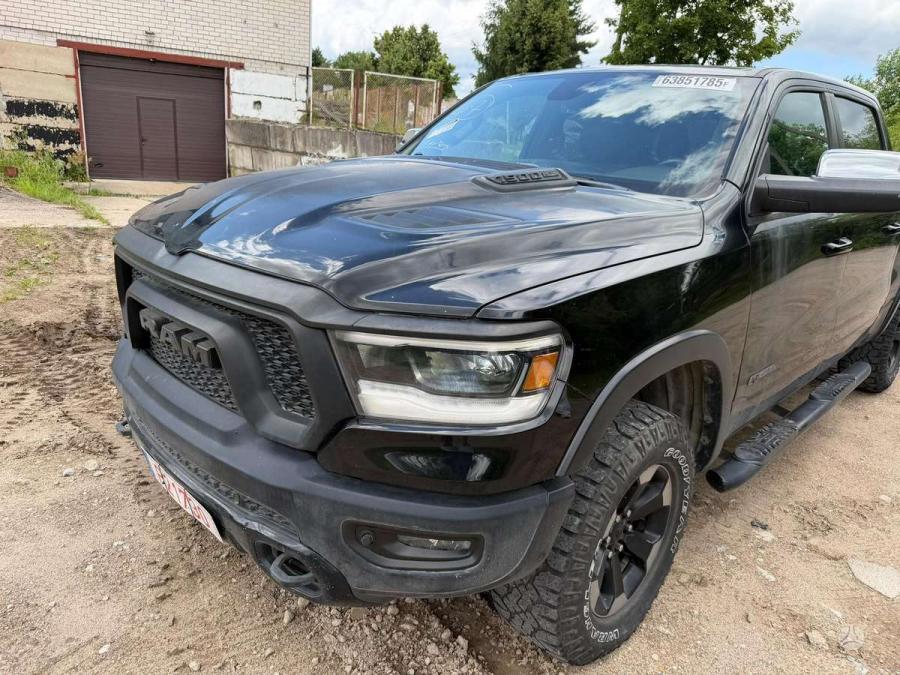 Melns Ram 1500 2020 Viļņa, ar dzinēja tilpumu 5.70 L un nobraukumu 32 tūkst. km par 33500 €, foto 16 vietnē AUTOMOTO.COM.LV