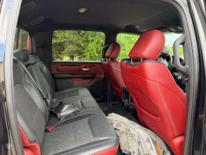 Melns Ram 1500 2020 Viļņa, ar dzinēja tilpumu 5.70 L un nobraukumu 32 tūkst. km par 33500 €, foto 17 vietnē AUTOMOTO.COM.LV