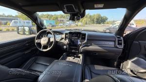 Черный Ram 1500 2021 в Таллин, объемом двигателя 5.70 л и пробегом 138 тыс. км за 57000 €, фото 3 на AUTOMOTO.COM.LV