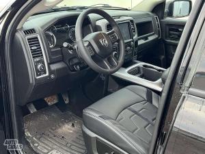 Melns Ram 1500 2021 Kretinga, ar dzinēja tilpumu 5.70 L un nobraukumu 57 tūkst. km par 34000 €, foto 7 vietnē AUTOMOTO.COM.LV