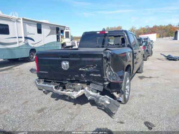 Black Ram 1500 2022 in Klaipeda, with an engine capacity of 0.00 L and mileage of 25 thousand km for 5450 €, photo 4 on AUTOMOTO.COM.LV