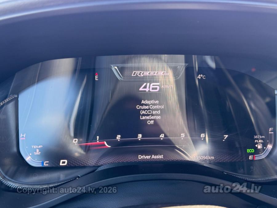 Черный Ram 1500 2024 в Таллин, объемом двигателя 5.70 л и пробегом 115 тыс. км за 60000 €, фото 16 на AUTOMOTO.COM.LV