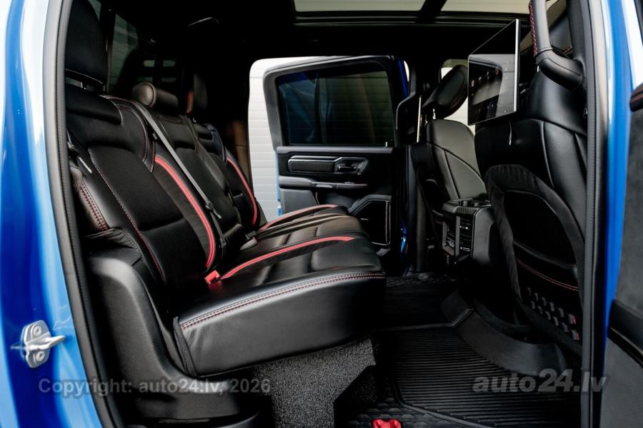 Zils Ram 1500 2021 Pērnava, ar dzinēja tilpumu 6.20 L un nobraukumu 67 tūkst. km par 92900 €, foto 13 vietnē AUTOMOTO.COM.LV