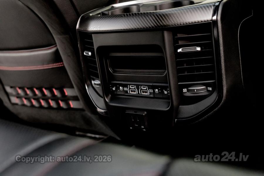 Zils Ram 1500 2021 Pērnava, ar dzinēja tilpumu 6.20 L un nobraukumu 67 tūkst. km par 92900 €, foto 18 vietnē AUTOMOTO.COM.LV