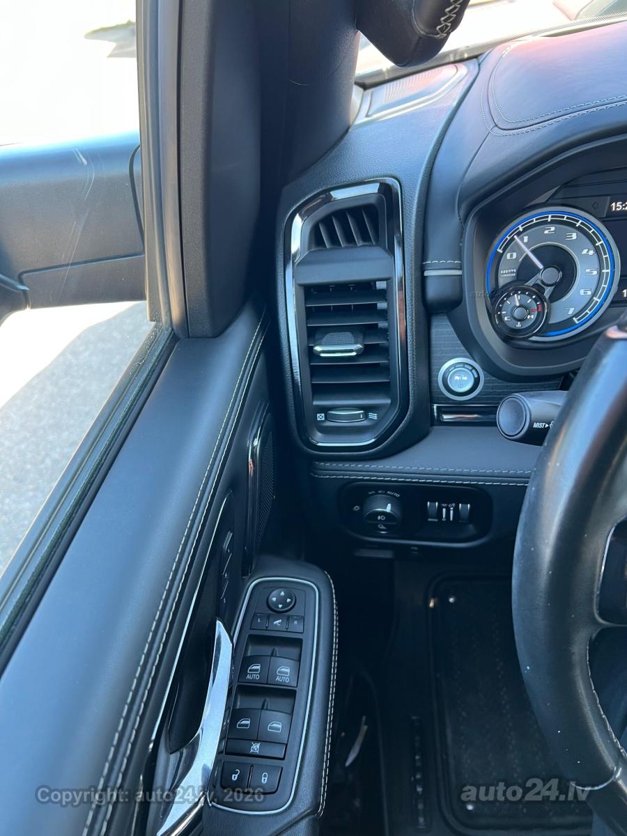 Zils Ram 1500 2022 Tartu, ar dzinēja tilpumu 5.70 L un nobraukumu 68 tūkst. km par 66000 €, foto 7 vietnē AUTOMOTO.COM.LV