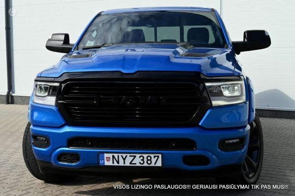 Blue Ram 1500 2021 in Kretinga, with an engine capacity of 5.65 L and mileage of 63 thousand km for 49999 €, photo 2 on AUTOMOTO.COM.LV