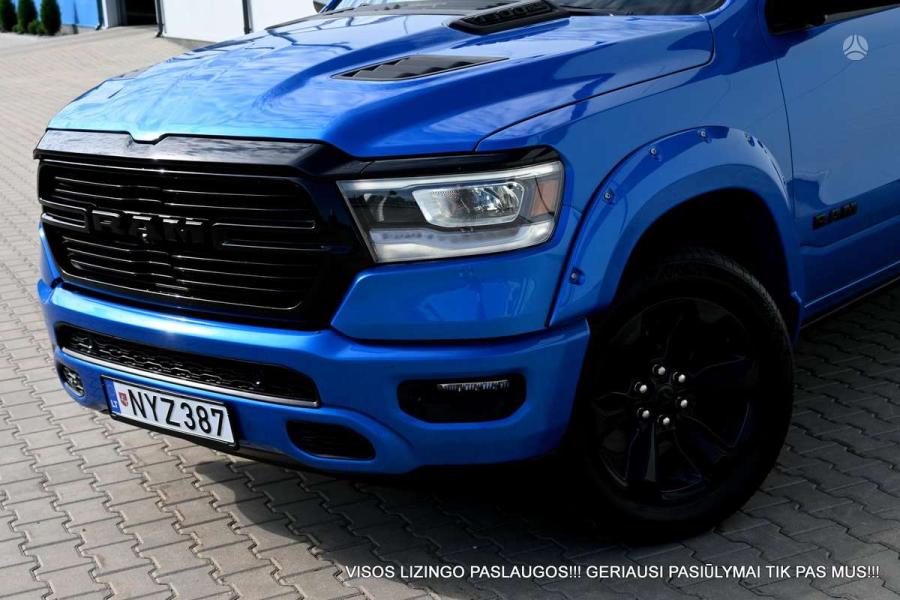 Blue Ram 1500 2021 in Kretinga, with an engine capacity of 5.65 L and mileage of 63 thousand km for 49999 €, photo 5 on AUTOMOTO.COM.LV