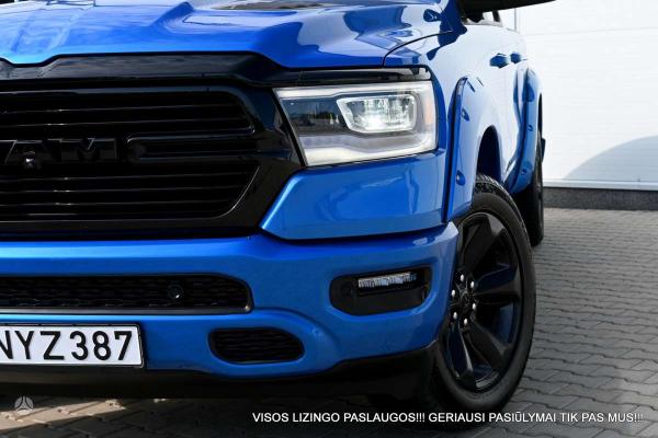 Blue Ram 1500 2021 in Kretinga, with an engine capacity of 5.65 L and mileage of 63 thousand km for 49999 €, photo 5 on AUTOMOTO.COM.LV
