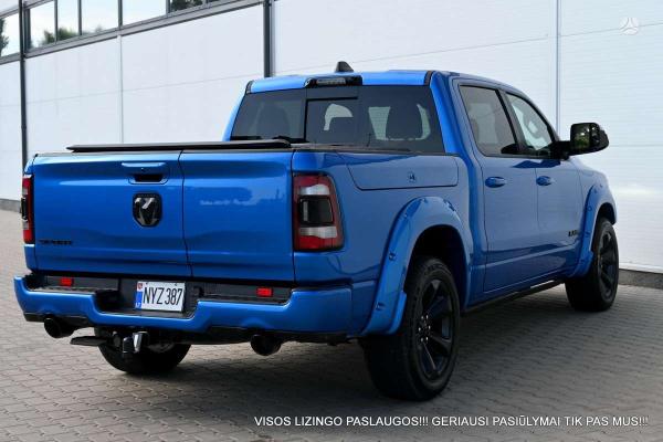 Blue Ram 1500 2021 in Kretinga, with an engine capacity of 5.65 L and mileage of 63 thousand km for 49999 €, photo 7 on AUTOMOTO.COM.LV