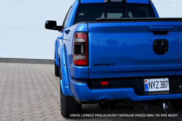 Blue Ram 1500 2021 in Kretinga, with an engine capacity of 5.65 L and mileage of 63 thousand km for 49999 €, photo 10 on AUTOMOTO.COM.LV