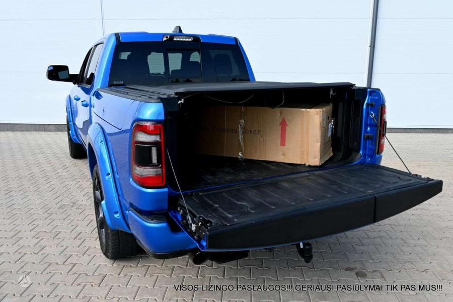 Blue Ram 1500 2021 in Kretinga, with an engine capacity of 5.65 L and mileage of 63 thousand km for 49999 €, photo 12 on AUTOMOTO.COM.LV