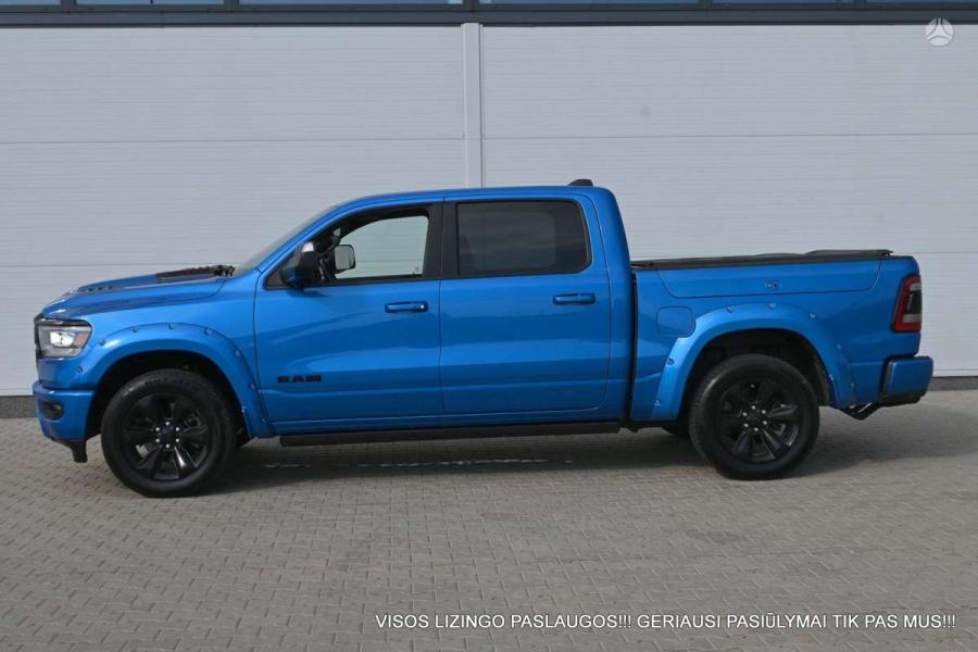 Blue Ram 1500 2021 in Kretinga, with an engine capacity of 5.65 L and mileage of 63 thousand km for 49999 €, photo 16 on AUTOMOTO.COM.LV