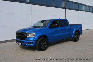 Blue Ram 1500 2021 in Kretinga, with an engine capacity of 5.65 L and mileage of 63 thousand km for 49999 €, photo 17 on AUTOMOTO.COM.LV