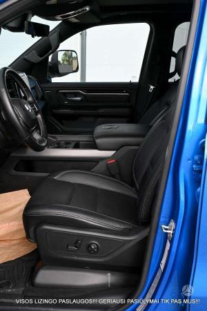 Blue Ram 1500 2021 in Kretinga, with an engine capacity of 5.65 L and mileage of 63 thousand km for 49999 €, photo 20 on AUTOMOTO.COM.LV