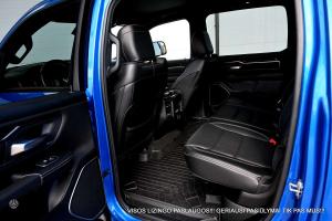 Blue Ram 1500 2021 in Kretinga, with an engine capacity of 5.65 L and mileage of 63 thousand km for 49999 €, photo 25 on AUTOMOTO.COM.LV