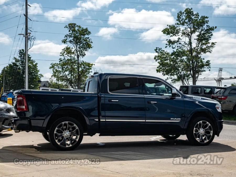 Ram 1500 2022 Tallina, ar dzinēja tilpumu 5.70 L un nobraukumu 71 tūkst. km par 59900 €, foto 7 vietnē AUTOMOTO.COM.LV