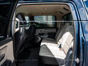 Ram 1500 2022 Tallina, ar dzinēja tilpumu 5.70 L un nobraukumu 71 tūkst. km par 59900 €, foto 24 vietnē AUTOMOTO.COM.LV