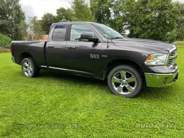Grey Ram 1500 2014 in Tallinn, with an engine capacity of 5.70 L and mileage of 295 thousand km for 11500 €, photo 3 on AUTOMOTO.COM.LV