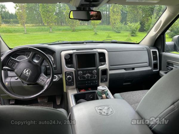 Grey Ram 1500 2014 in Tallinn, with an engine capacity of 5.70 L and mileage of 295 thousand km for 11500 €, photo 6 on AUTOMOTO.COM.LV