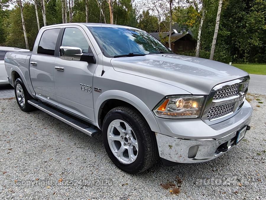 Pelēks Ram 1500 2019 Tallina, ar dzinēja tilpumu 5.70 L un nobraukumu 228 tūkst. km par 22000 €, foto 3 vietnē AUTOMOTO.COM.LV