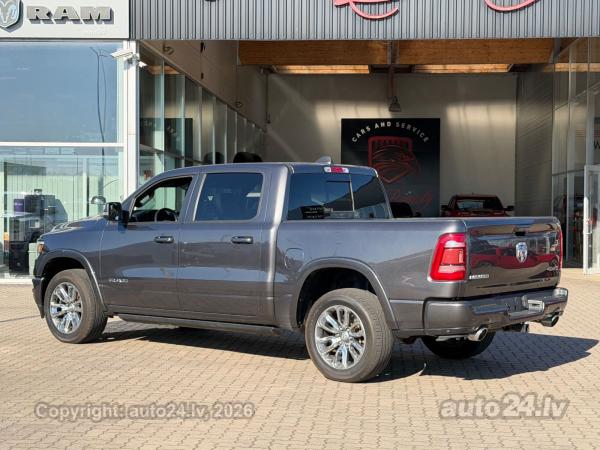 Pelēks Ram 1500 2020 Tallina, ar dzinēja tilpumu 3.00 L un nobraukumu 194 tūkst. km par 39900 €, foto 5 vietnē AUTOMOTO.COM.LV