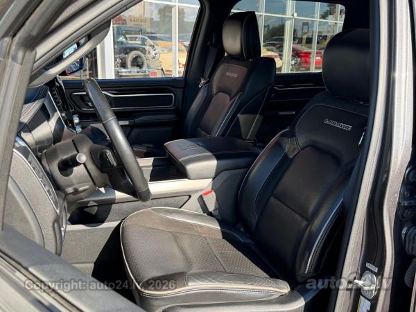 Pelēks Ram 1500 2020 Tallina, ar dzinēja tilpumu 3.00 L un nobraukumu 194 tūkst. km par 39900 €, foto 8 vietnē AUTOMOTO.COM.LV