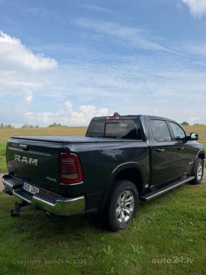 Pelēks Ram 1500 2020 Tallina, ar dzinēja tilpumu 5.70 L un nobraukumu 205 tūkst. km par 45000 €, foto 6 vietnē AUTOMOTO.COM.LV