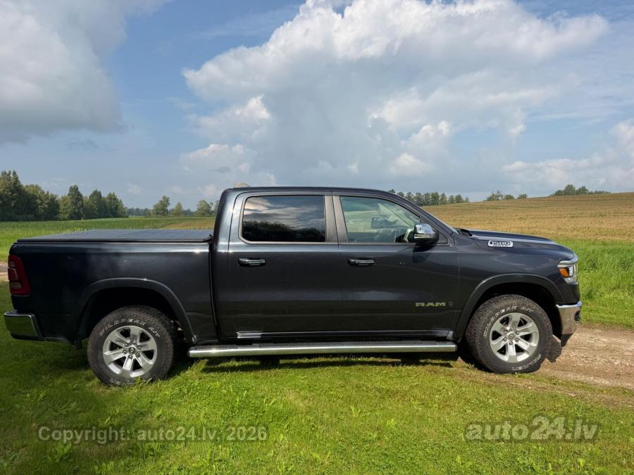 Pelēks Ram 1500 2020 Tallina, ar dzinēja tilpumu 5.70 L un nobraukumu 205 tūkst. km par 45000 €, foto 7 vietnē AUTOMOTO.COM.LV