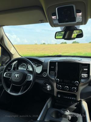 Pelēks Ram 1500 2020 Tallina, ar dzinēja tilpumu 5.70 L un nobraukumu 205 tūkst. km par 45000 €, foto 11 vietnē AUTOMOTO.COM.LV