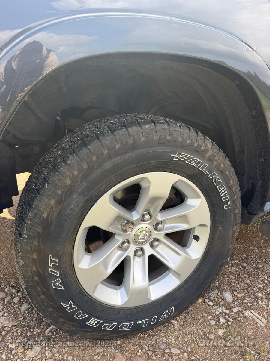 Pelēks Ram 1500 2020 Tallina, ar dzinēja tilpumu 5.70 L un nobraukumu 205 tūkst. km par 45000 €, foto 16 vietnē AUTOMOTO.COM.LV