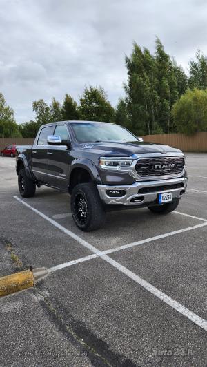 Grey Ram 1500 2021 in Tartu, with an engine capacity of 5.70 L and mileage of 86 thousand km for 53000 €, photo  on AUTOMOTO.COM.LV